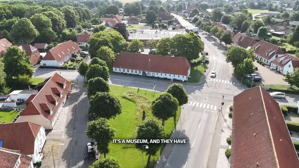Ausstellung von Peter Brandes in der Kunsthal Holmen zieht Besucher an ...